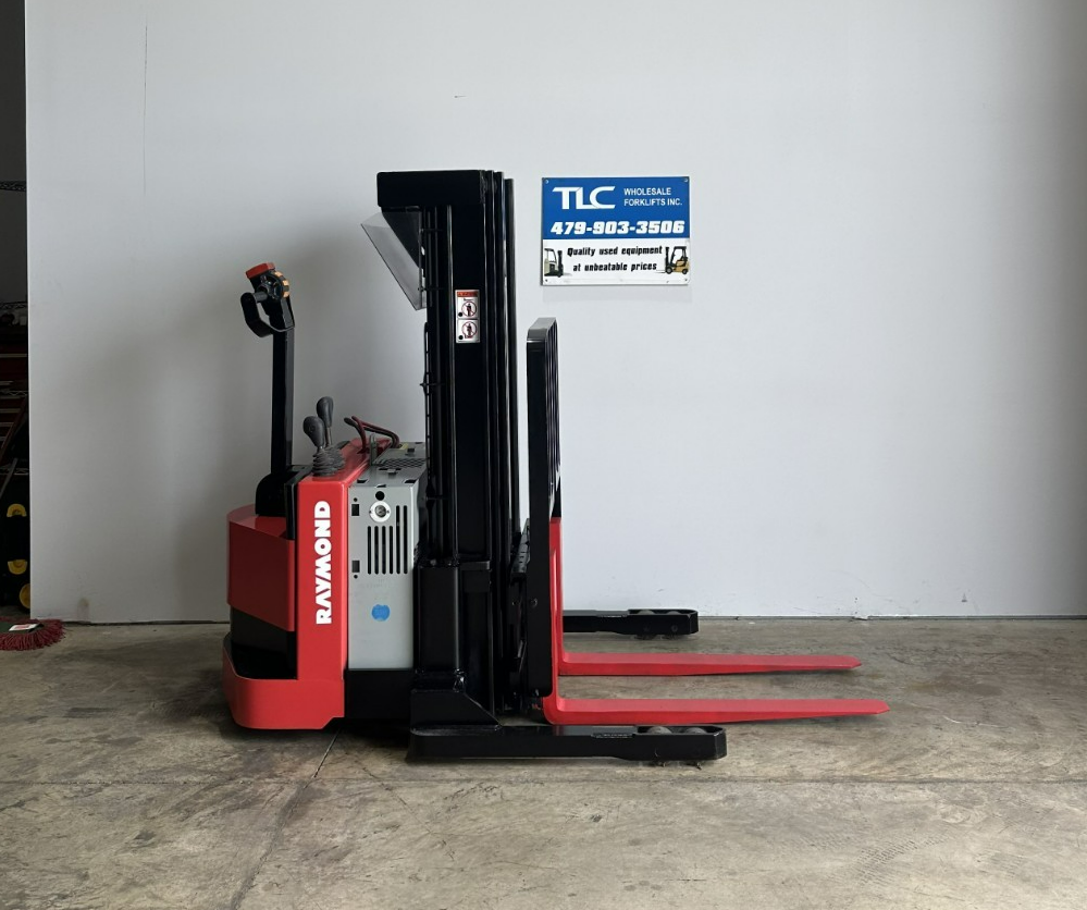 2017 Raymond RSS40 Walk Behind Forklift Straddle Lift - Triple 150 ...