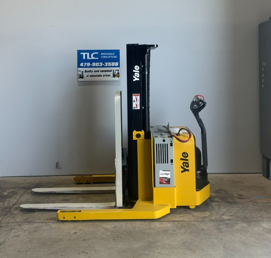 2020 Yale Triple Walkie Stacker - Walk Behind Straddle Forklift 153 ...
